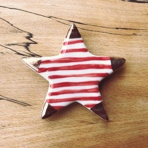 White Star Magnet With Red Stripes - Etsy