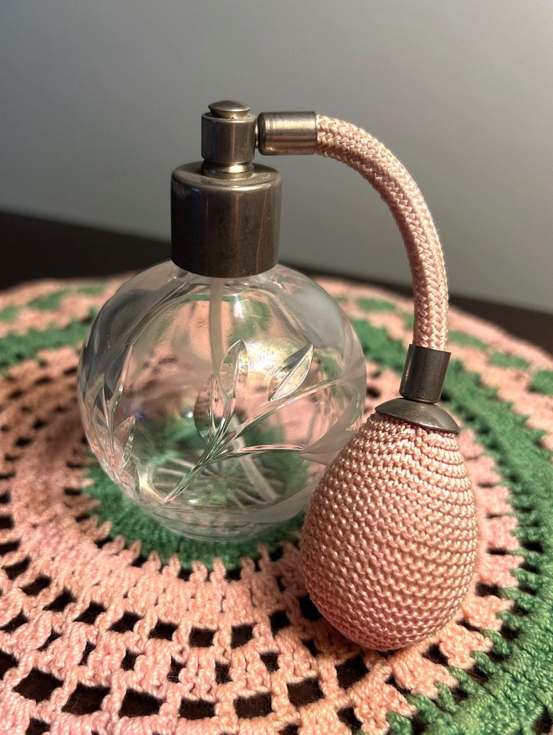 Vintage Crystal Perfume Bottle Clear Cut Glass With Spray Atomizer - Etsy