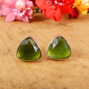 Faceted Peridot Hydro 10x10mm Triangle Gemstone 925 Sterling Silver ...