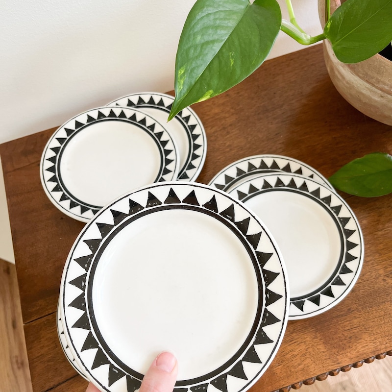 Black and White Geometric Dinnerware - Etsy