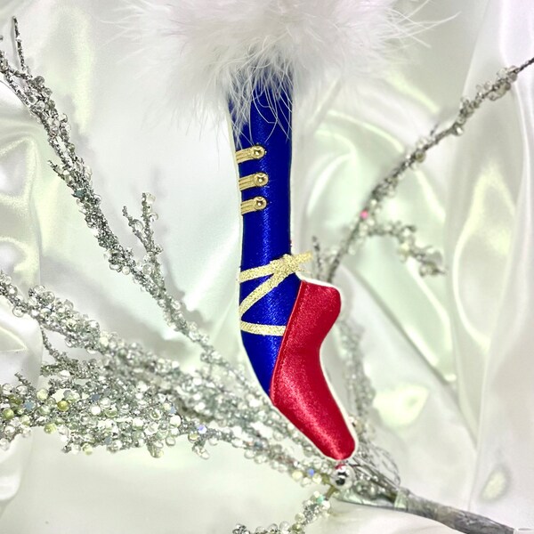 Nutcracker Pointe Shoe - Etsy