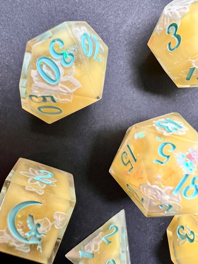 Sunny Daisy Dice Set Handmade Dice Dnd Dice TTRPG Dice - Etsy