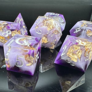 Lady in Lilac Dice Set | Handmade Dice | Dnd | Purple Swirl Dice | Dnd ...