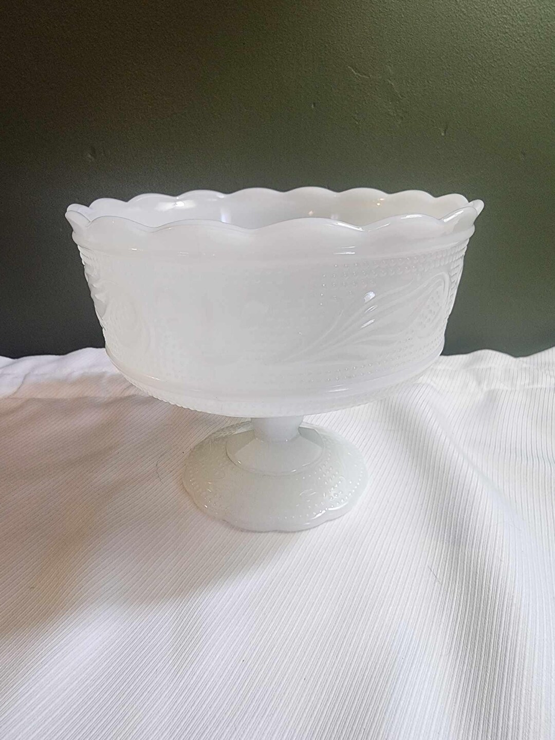 Vintage E.O. Brody Early American Sandwich Pattern Milk Glass Dish ...
