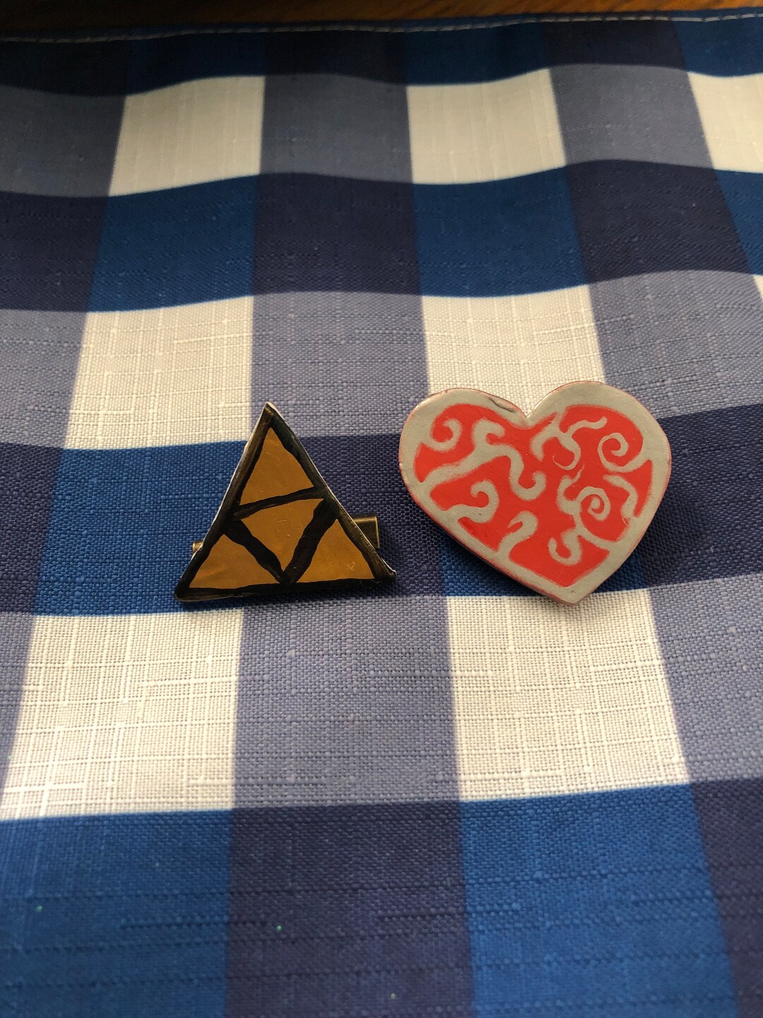 Legend of Zelda Pins Triforce and Heart Container - Etsy