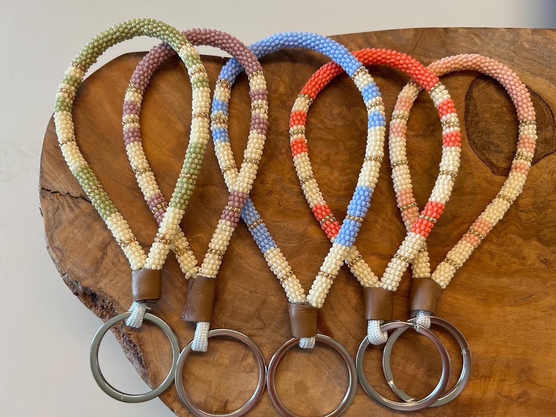 Indigenous Rope Beaded Wristlet/lanyard/keychain - Sage Green/mauve - Etsy