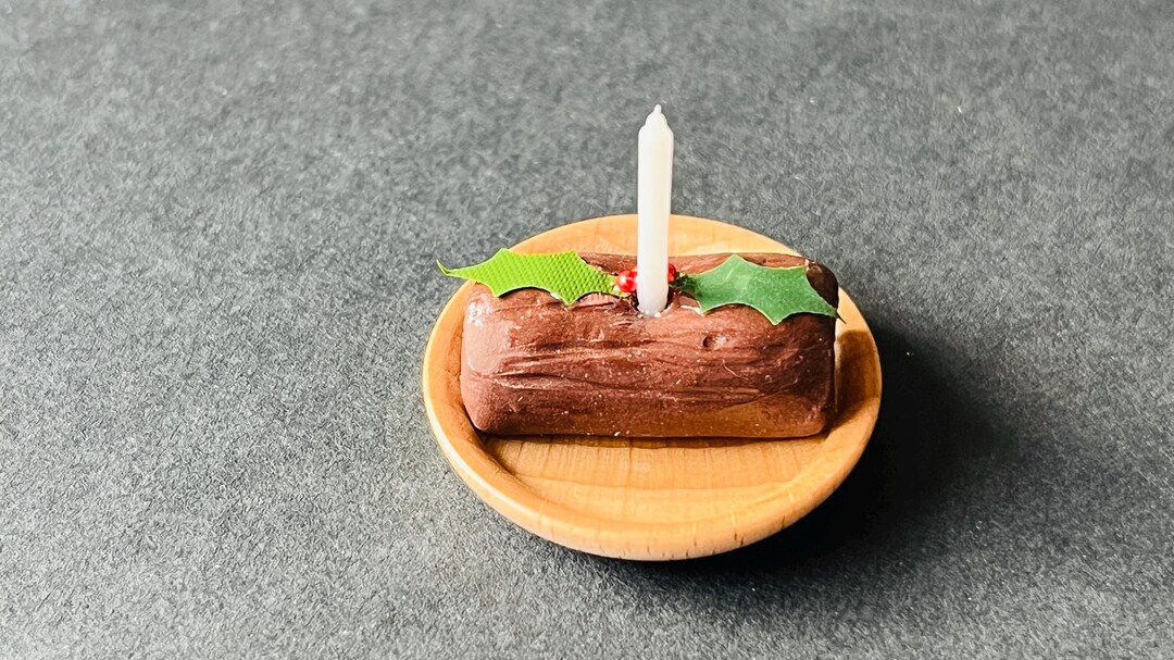Miniature Christmas Yule Log, Wooden Log, Handmade Miniatures - Etsy