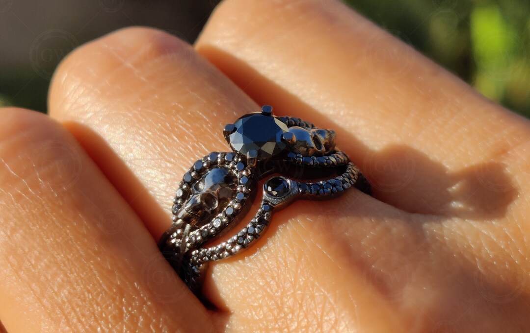 Gothic Skull Engagement Ring Set, 1.15 Ct Round Cut Black CZ Diamond ...