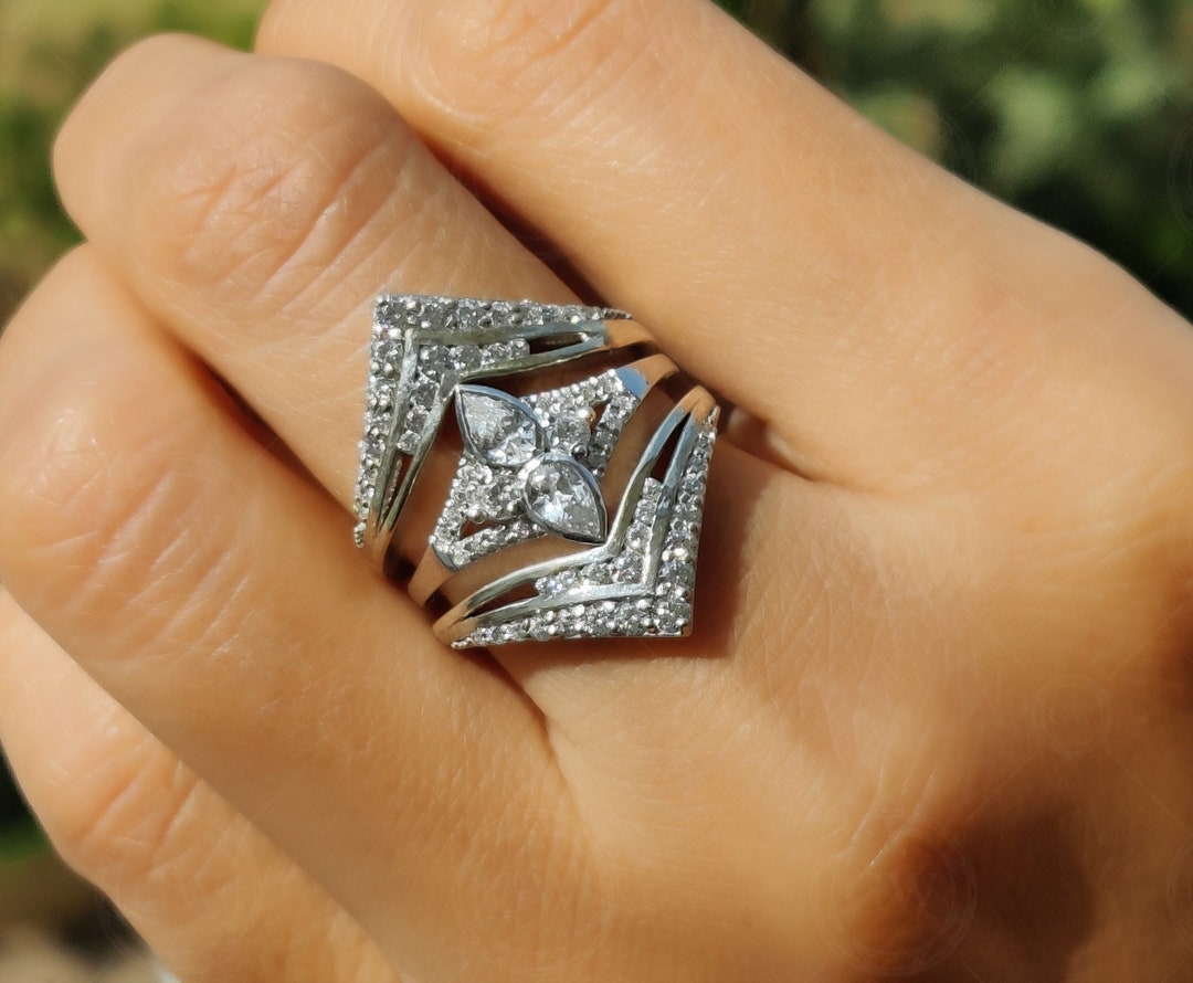 Double V Shaped Enhancer Wedding Ring Set Unique Bridal - Etsy