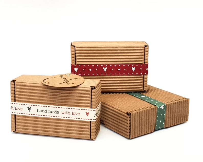 US 8 Pine Cone and Resin Ring // Green Ring // Wooden Ring // | Etsy