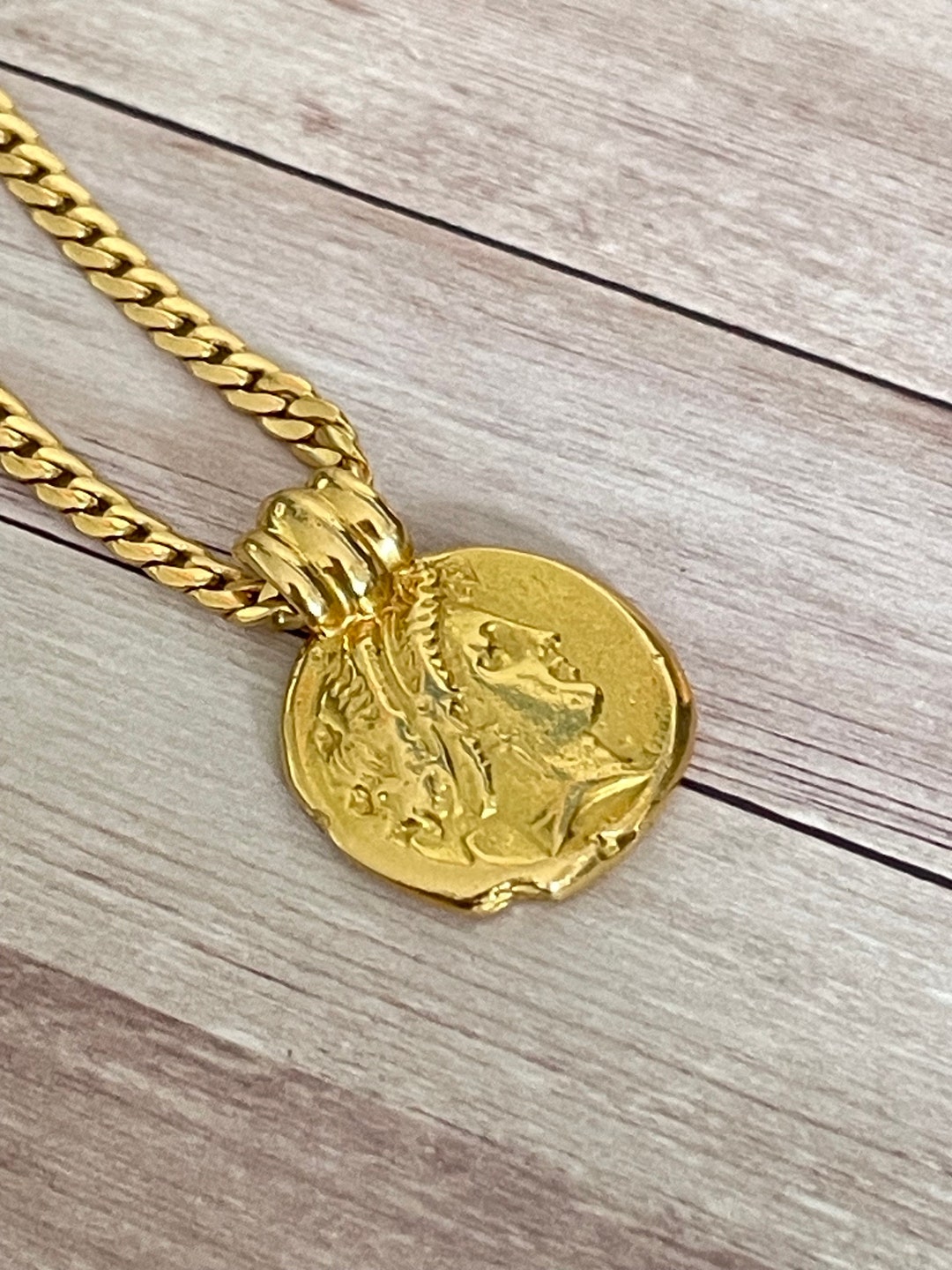 Greek Goddess Replica Chain and Medal Set in 18k Gold - Etsy