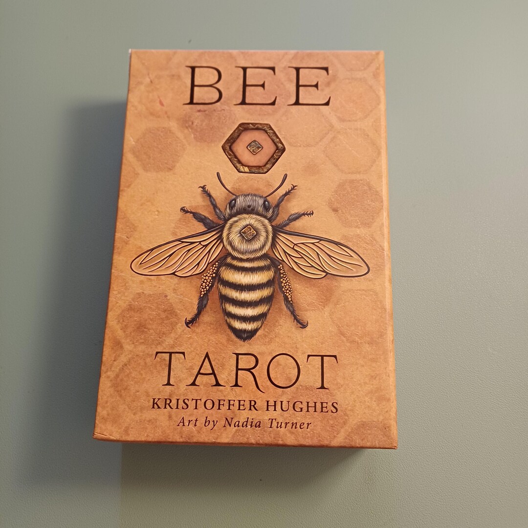 Bee Tarot // Tarot Deck // Tarot Cards // Tarot // Guidebook // USED - Etsy