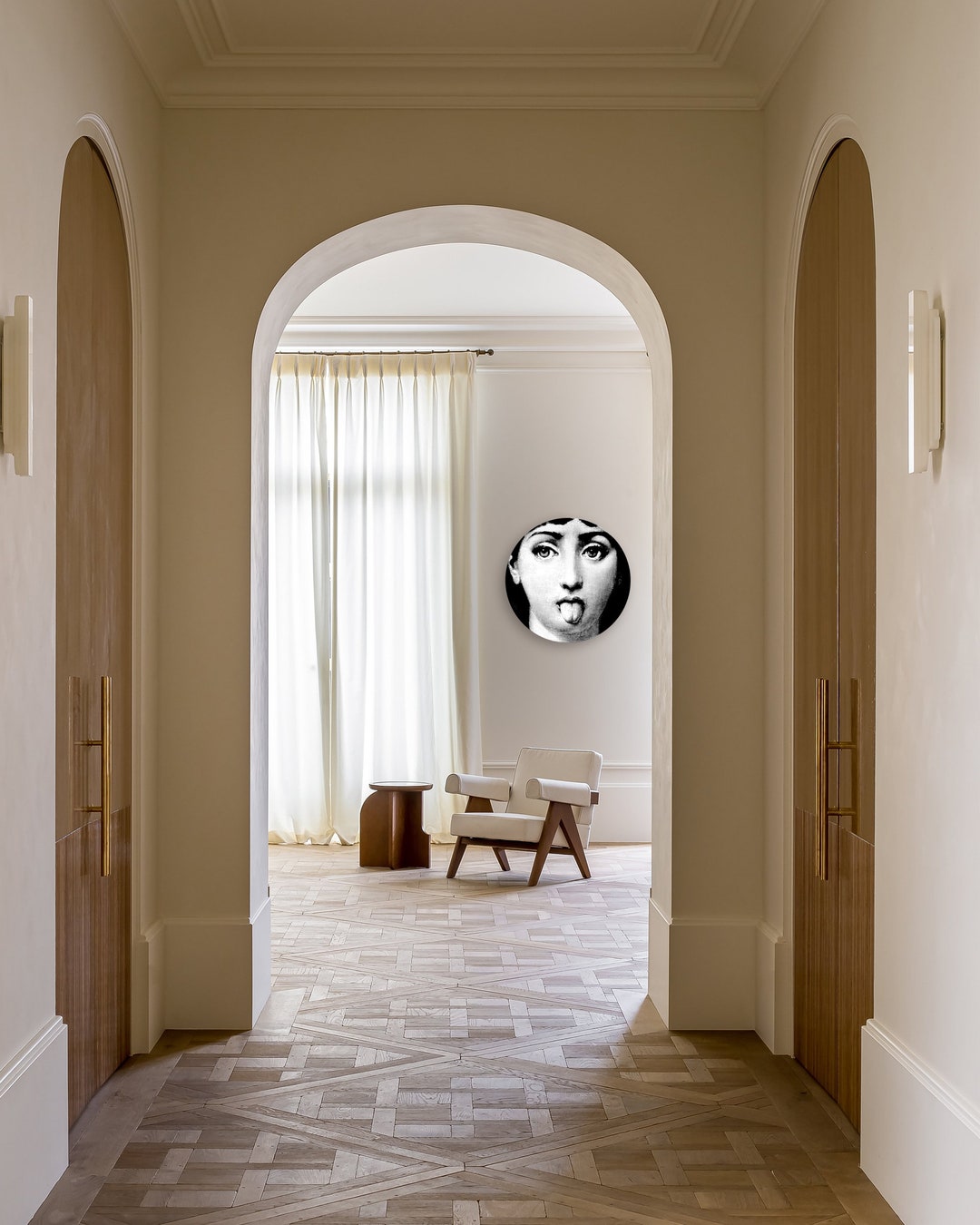 Lina Cavalieri Round Painting Wall Decoration - Etsy