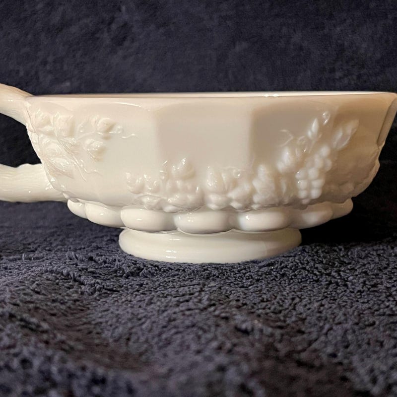 Vintage Milk Glass Grapes - Etsy