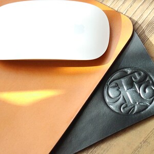 Leather Mouse Pad Hand Cut From Leather-leather Circle Mouse - Etsy