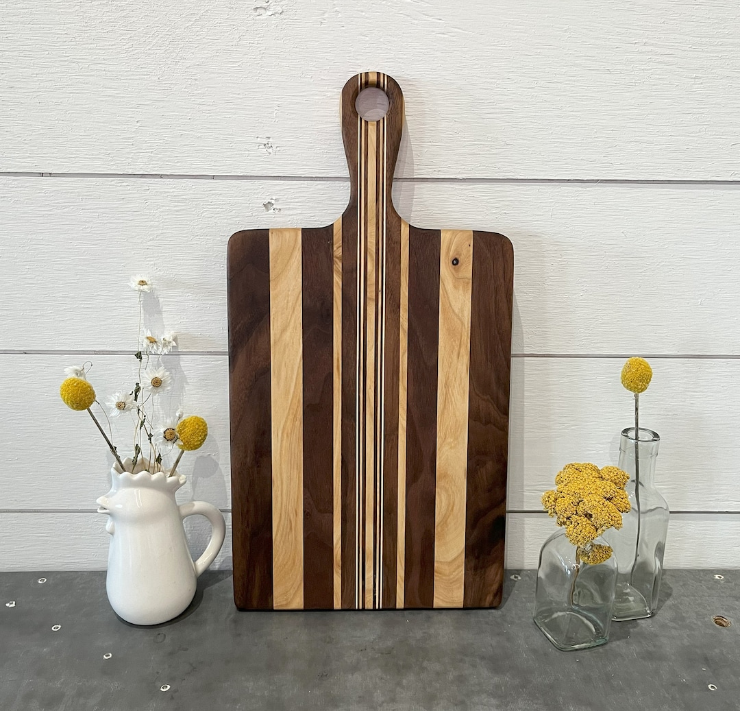 Buff Orpington Charcuterie Board | Christmas Hostess Gift, Housewarming ...