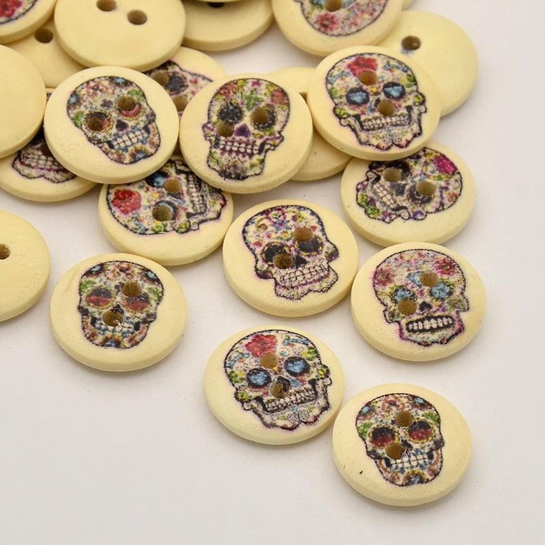 20 Wooden Buttons 15 Mm SKULLS Skulls Buttons Skull Buttons - Etsy