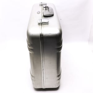 Vintage Zero Halliburton #103 Case Classic Chrome the Protection Your ...