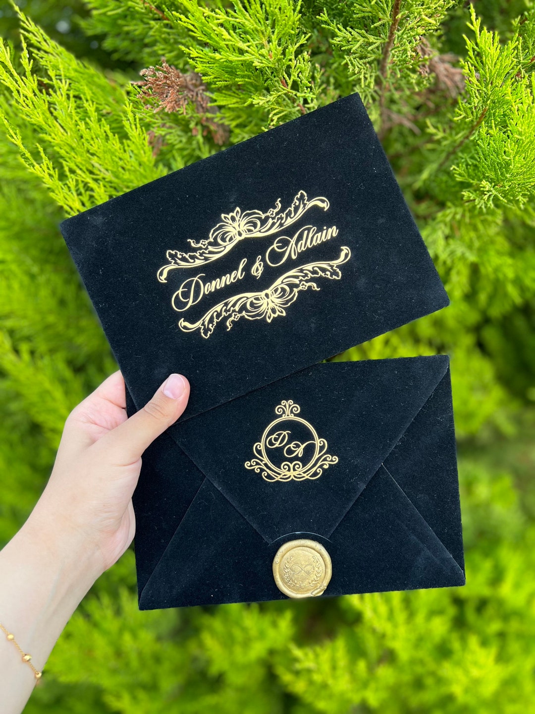 Wedding Invitation. Acrylic Invitation With Luxury Black Velvet ...