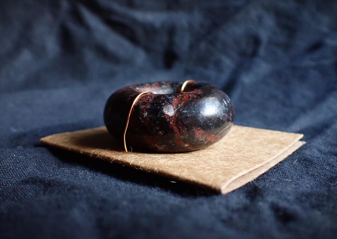 Large Crlmson Red Black Banded Magic EYE Sacred Serpentine Toroidal ...