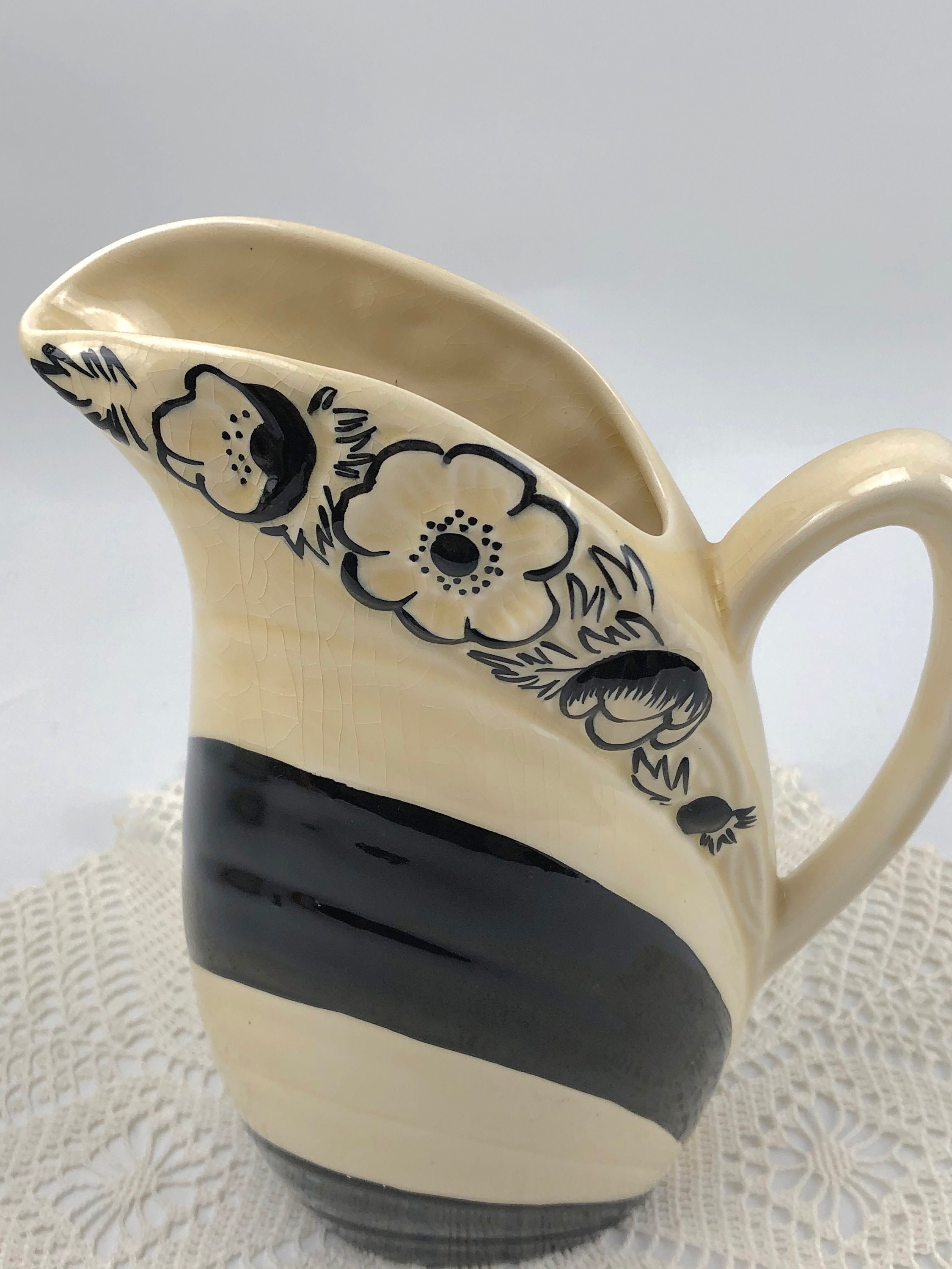 Unique handprinted Shorter England ceramic pitcher, Free shipping - Etsy.de