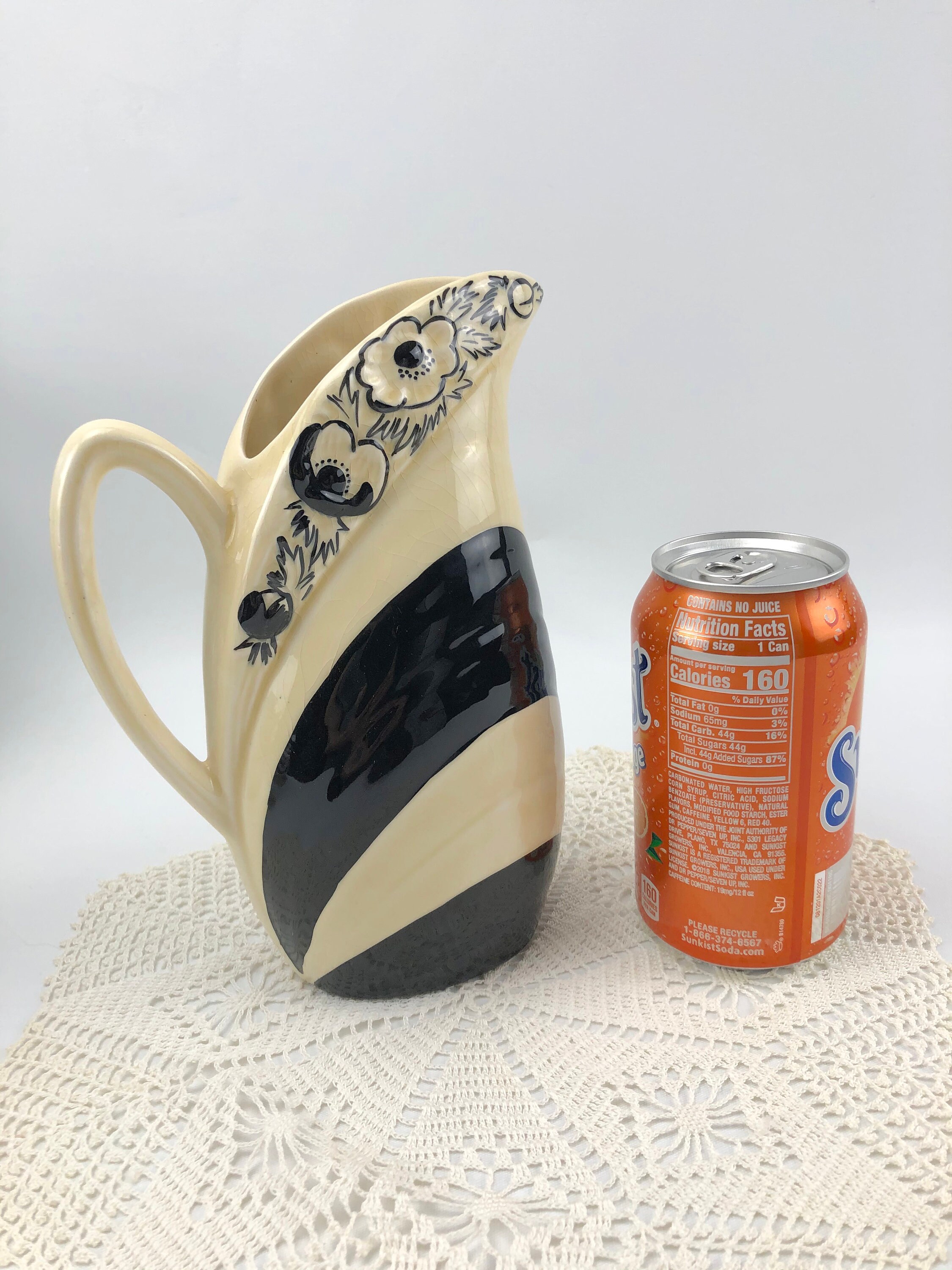 Unique handprinted Shorter England ceramic pitcher, Free shipping - Etsy.de
