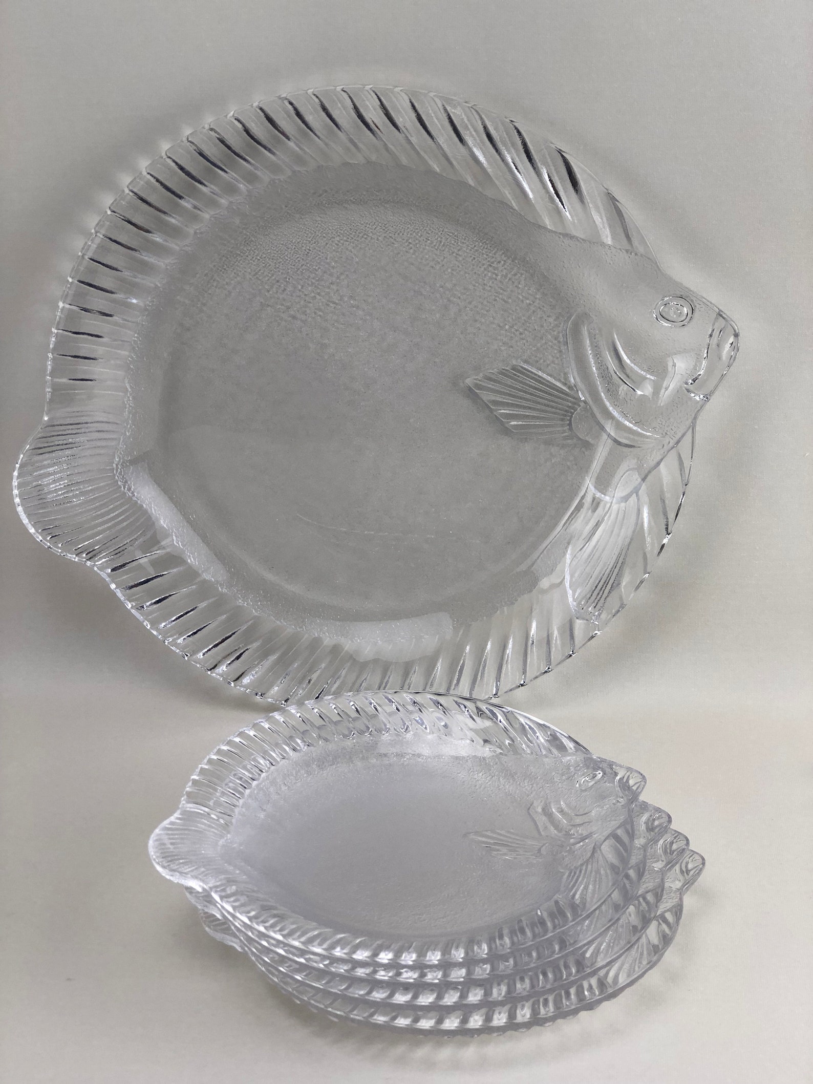 Vintage Pressed Glass Fish Platter and 4 Plates Set, Al Fresco Dining ...