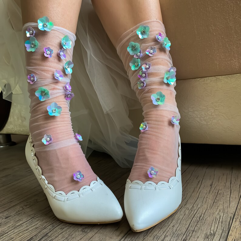 Ultra Violet Tulle Socks (white/black) | 3D Holographic Flower ...