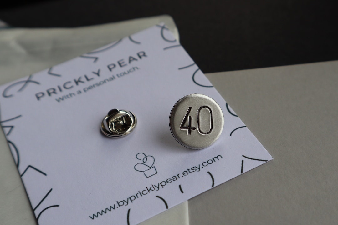 Birthday Badge Push Pin, Pushback Pin for Bags, Simple Birthday Pin ...
