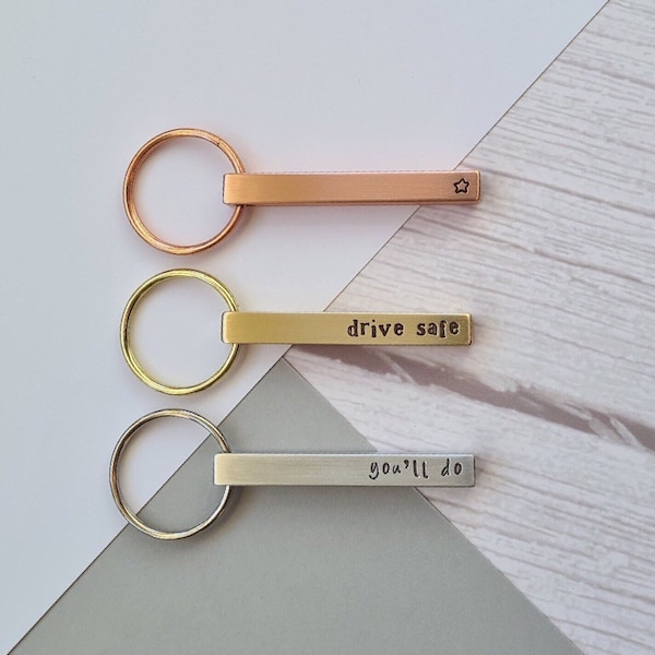 Bar Keychain - Etsy
