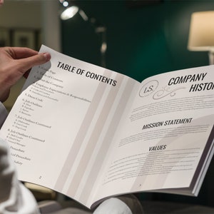 New Hire Manual for Restaurants & Bars, Comprehensive Guidebook for New ...