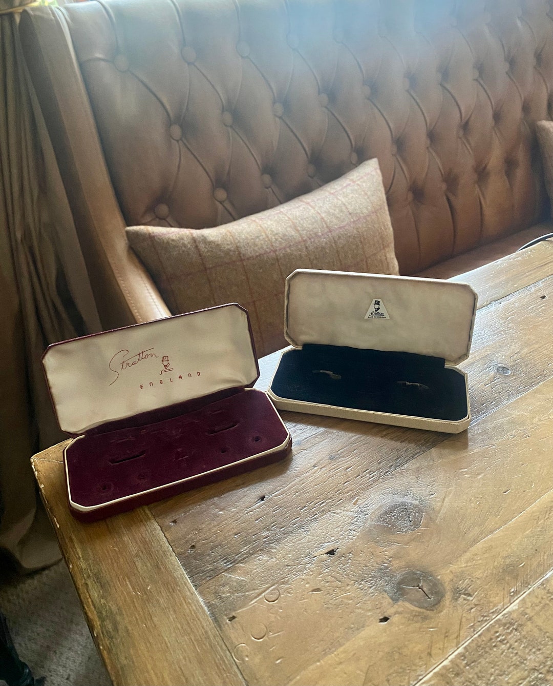 Two Vintage Stratton Jewellery Boxes. Vintage Jewelry Boxes to Display ...