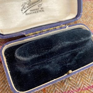 Vintage Jewellery Box for a Watch. Antique Jewelry Box. Antique Watch ...