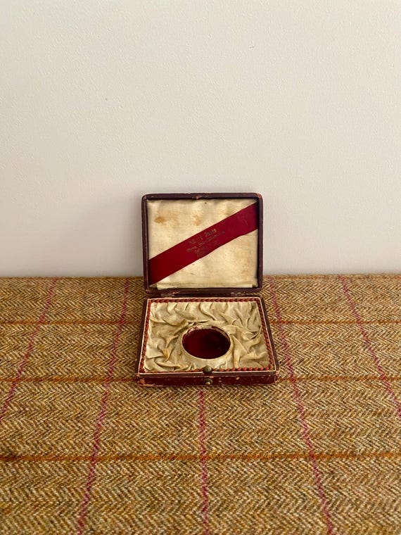 Antique Pocket Watch Box. Vintage Jewelry Box. Old Je… - Gem