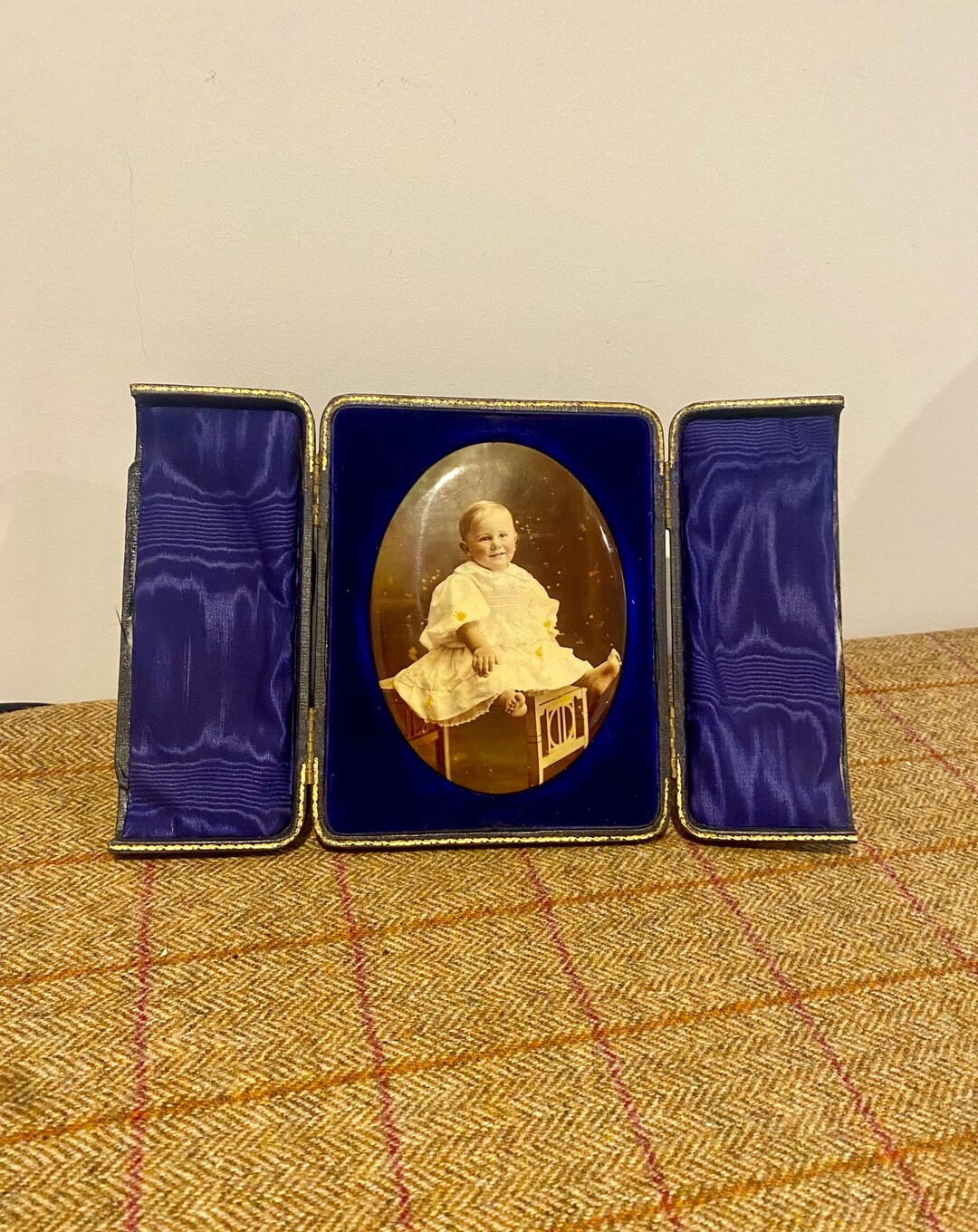 Antique Photo Case With Double Doors & Stand. Vintage Display Box With ...