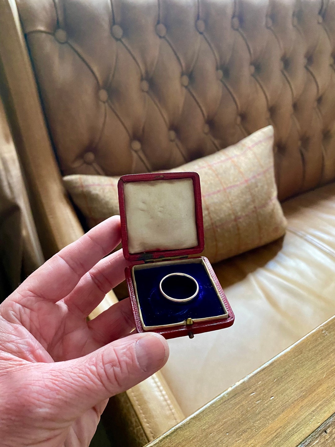 Antique Leather Ring Box. Vintage Ring Box. Vintage Jewellery Box ...