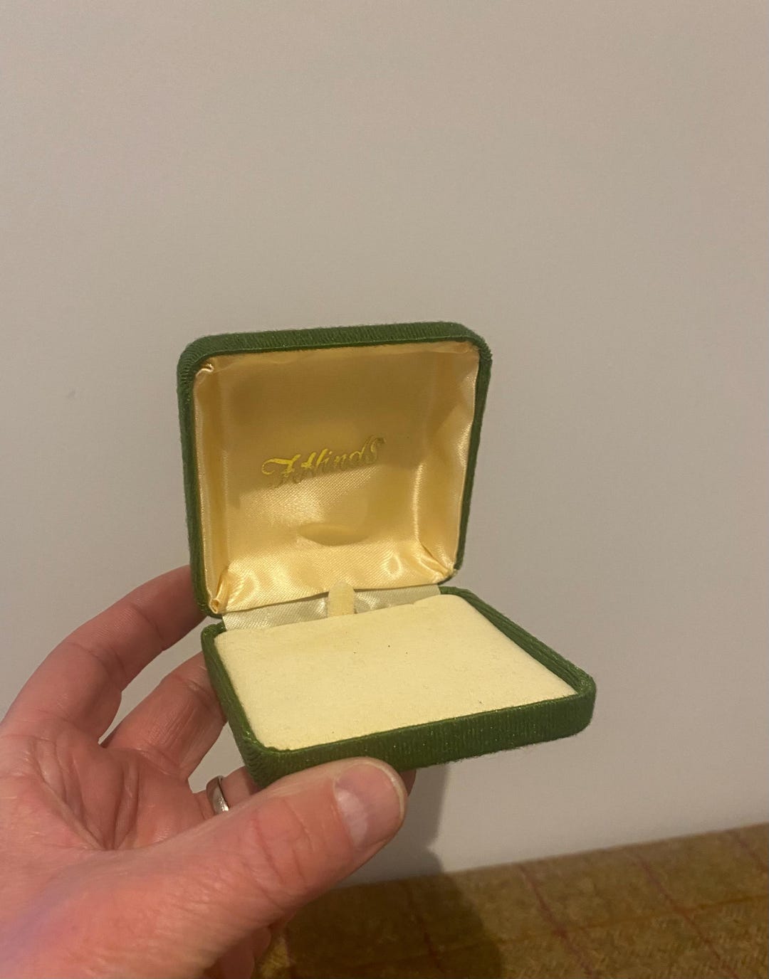 Vintage Jewellery Box. Retro Jewelry Box. Old Jewelry Case. Hinds ...