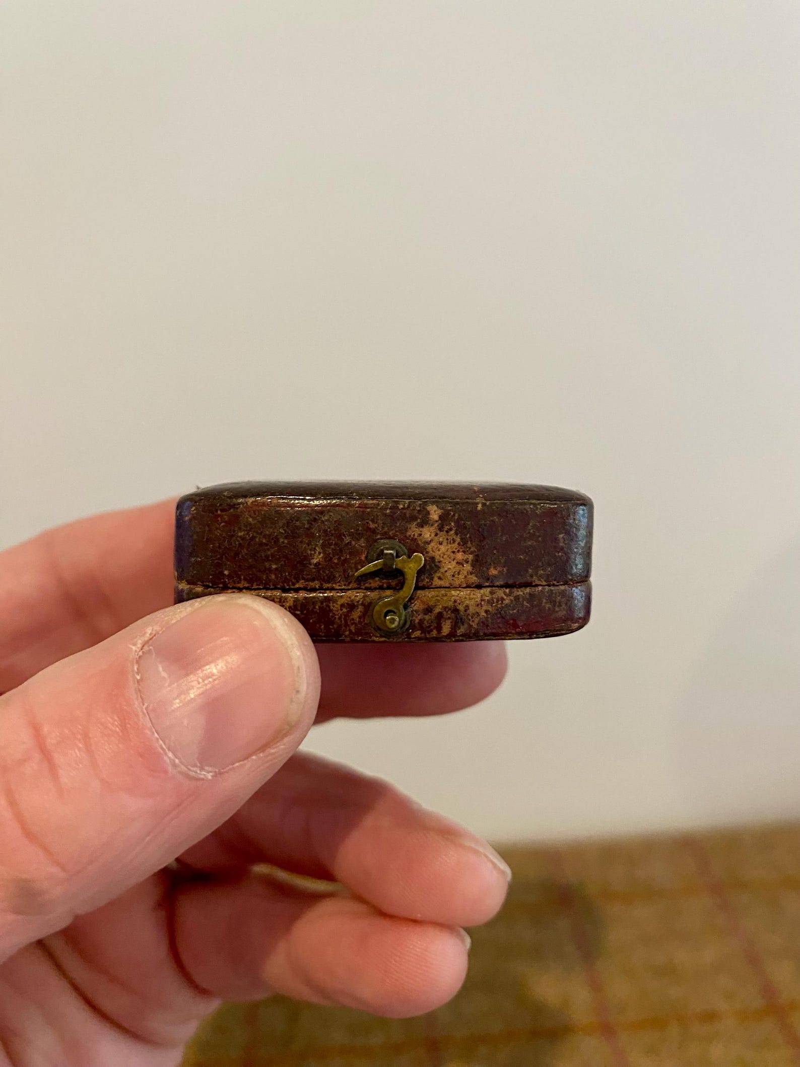 Small Georgian Leather Box. Antique Jewellery Box From the Georgian Era ...