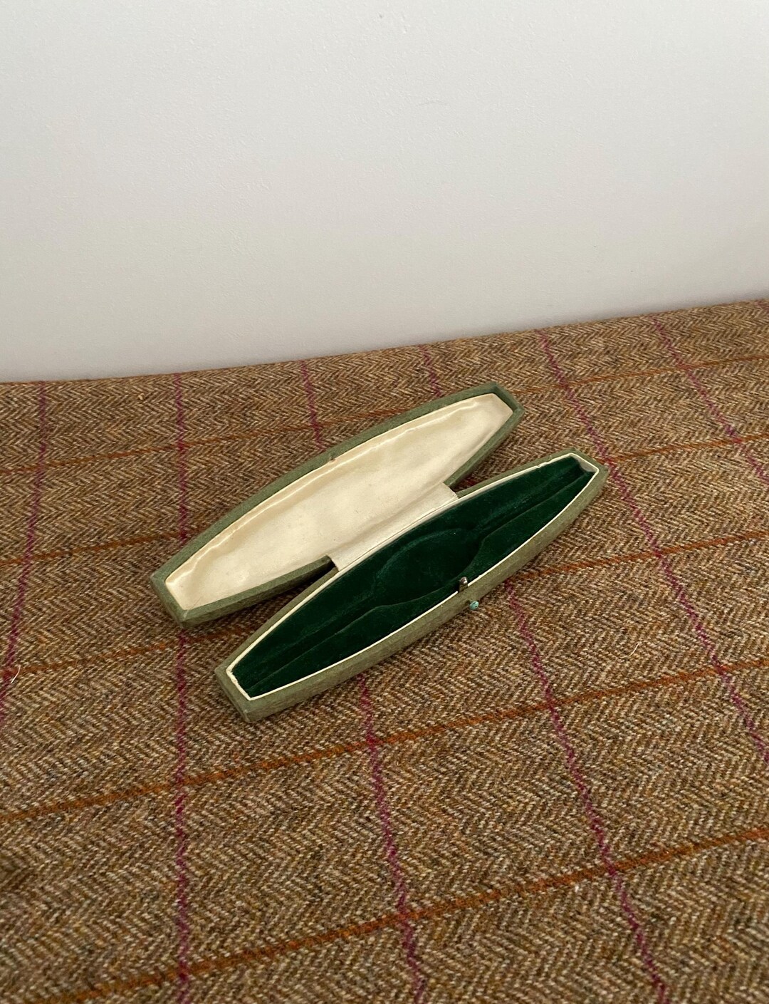 Beautiful Vintage Jewellery Box for a Watch. Unusual Chaped Antique ...