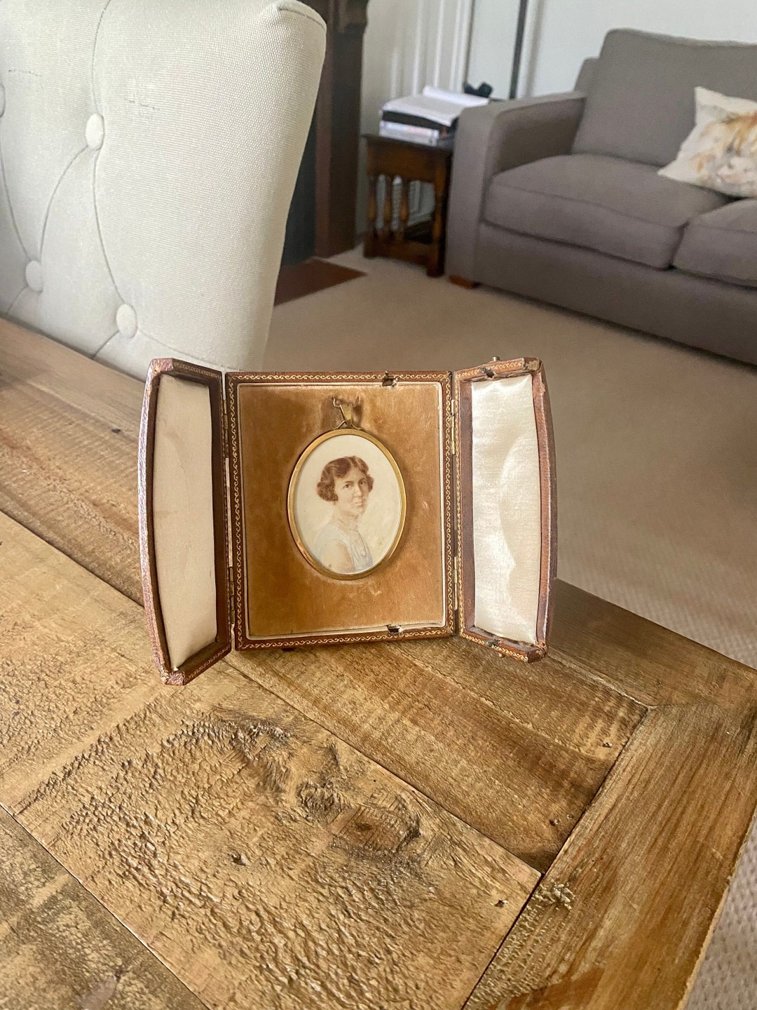 Antique Leather Portrait Box With Double Doors and Stand. Vintage ...