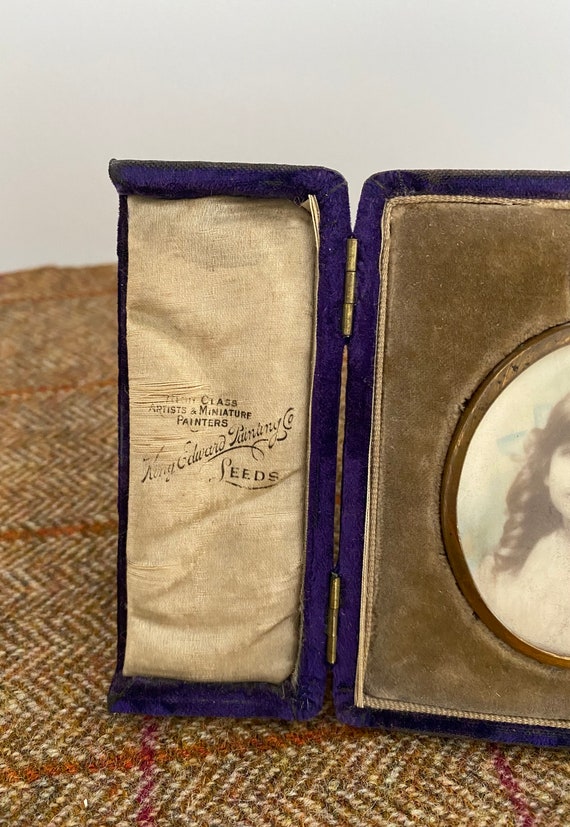 Antique Portrait Box with Double doors and stand. Vin… - Gem