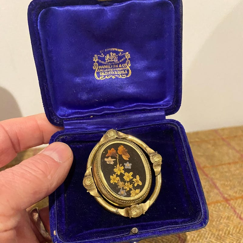 Mourning Swivel Brooch - Etsy UK