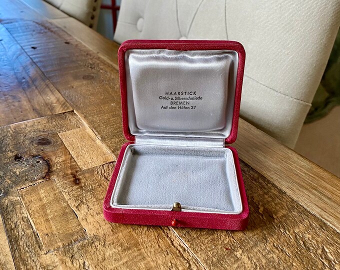 German Antique Jewellery Box. Vintage Jewelry Box. Jewellers Display ...