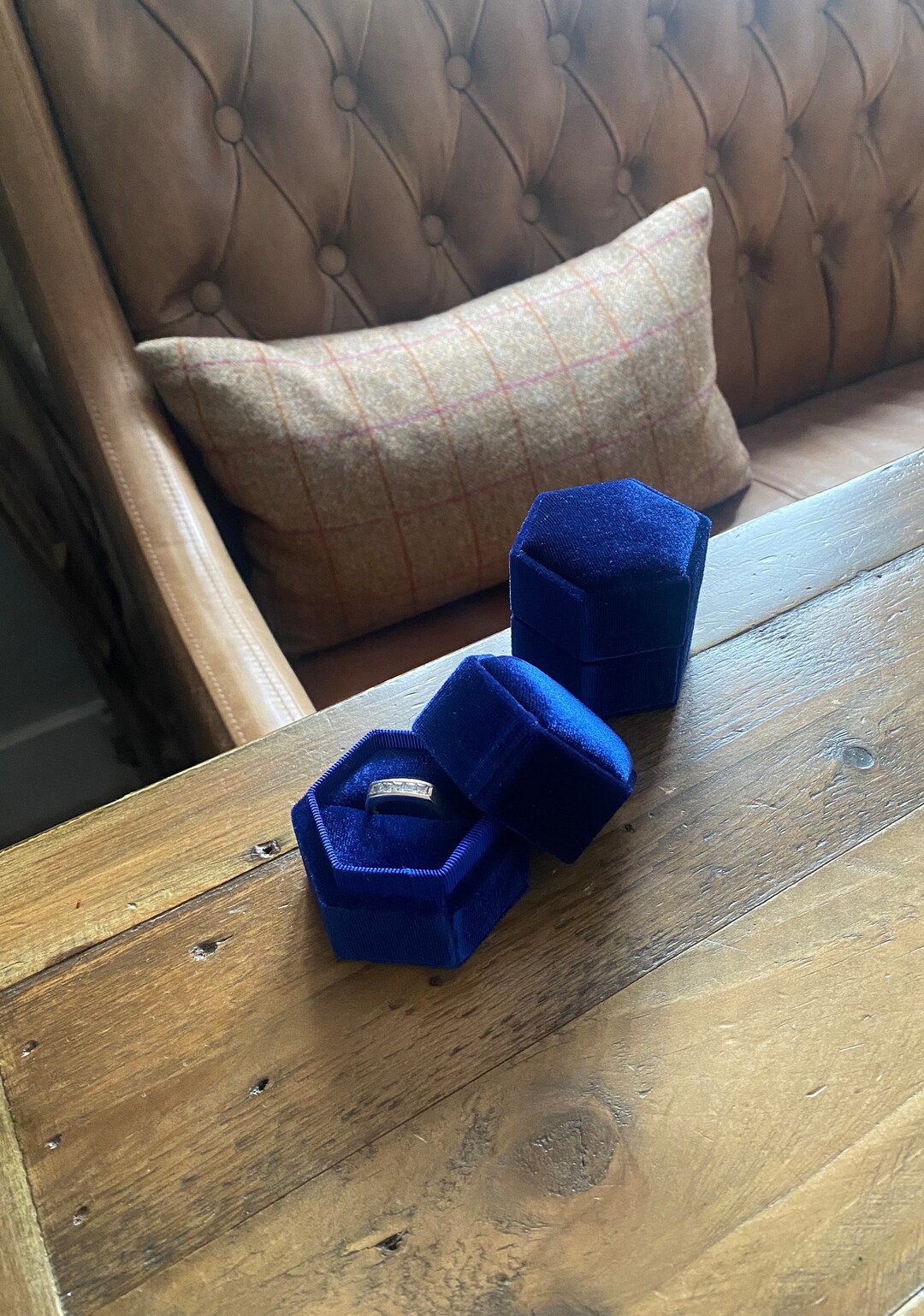Beautiful Velvet Ring Box. Wedding / Engagement / Proposal Ring Box - Etsy