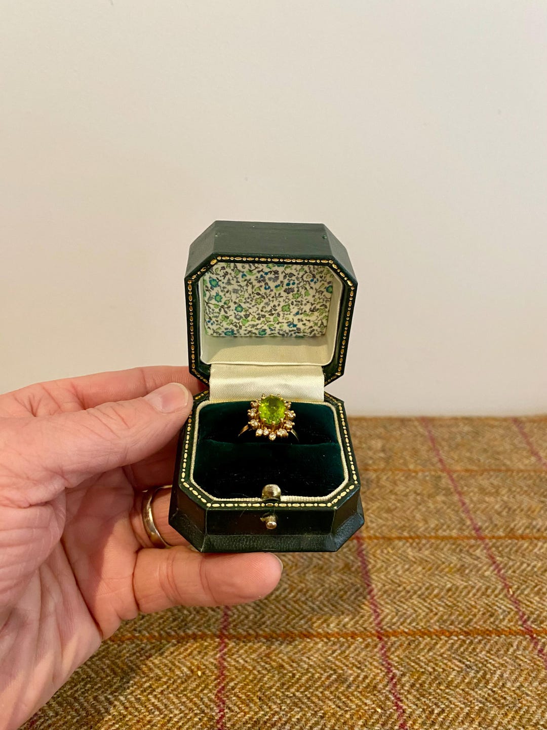 Large Vintage Style Ring Box. Antique Style Jewellery Box. Engagement ...