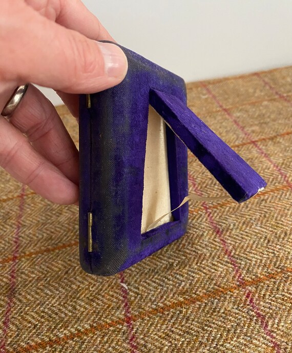 Antique Portrait Box with Double doors and stand. Vin… - Gem