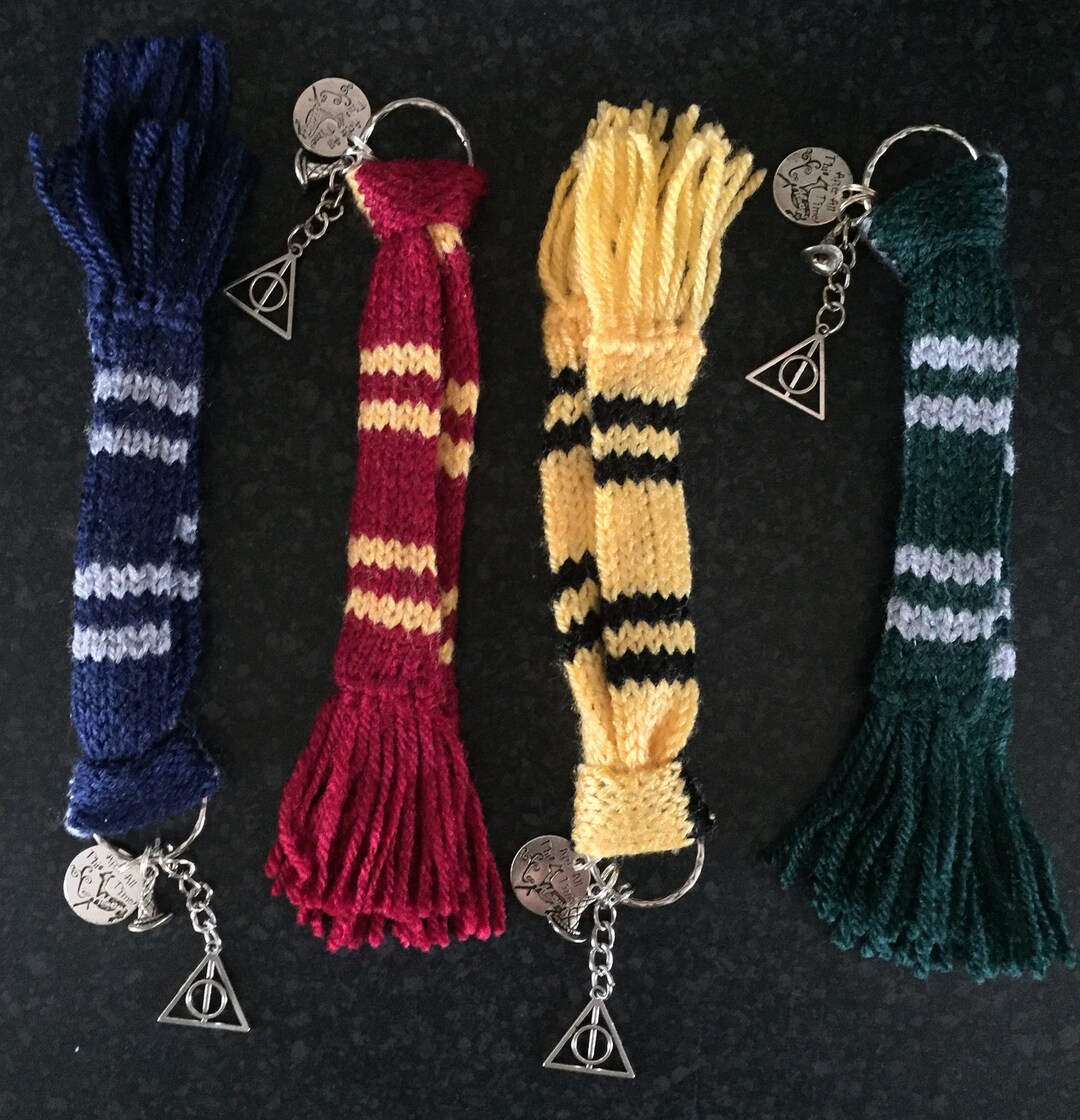 Wizard Houses Themed Scarf Keyring - New Design - Etsy