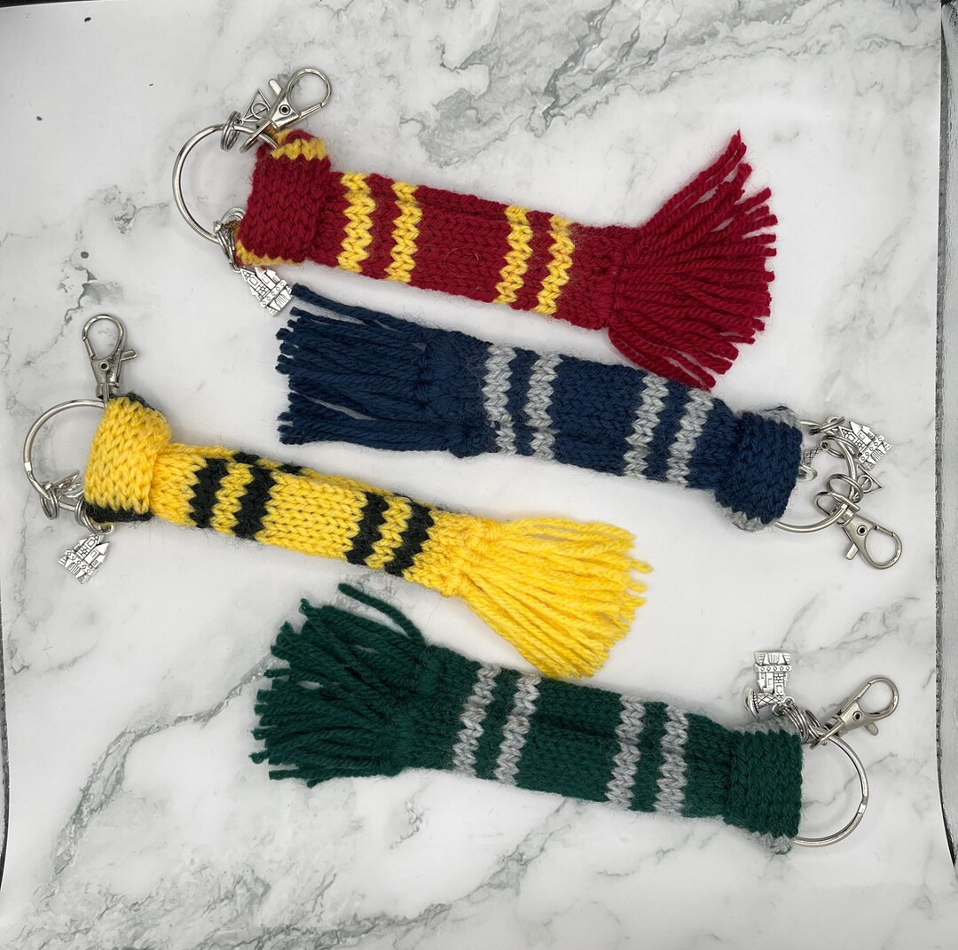 Wizard Houses Themed Scarf Keyring - Etsy