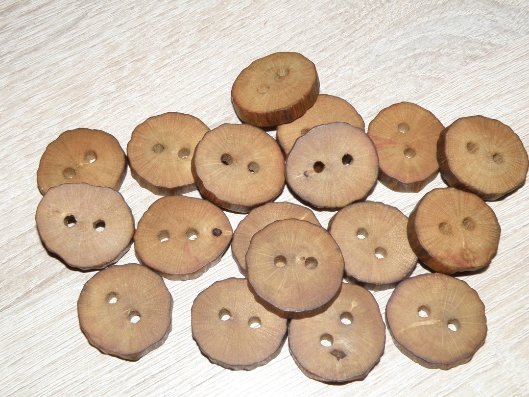 18 Handmade Wood Tree Branch Buttons , Accessories (1,02" Diameter X 0 ...