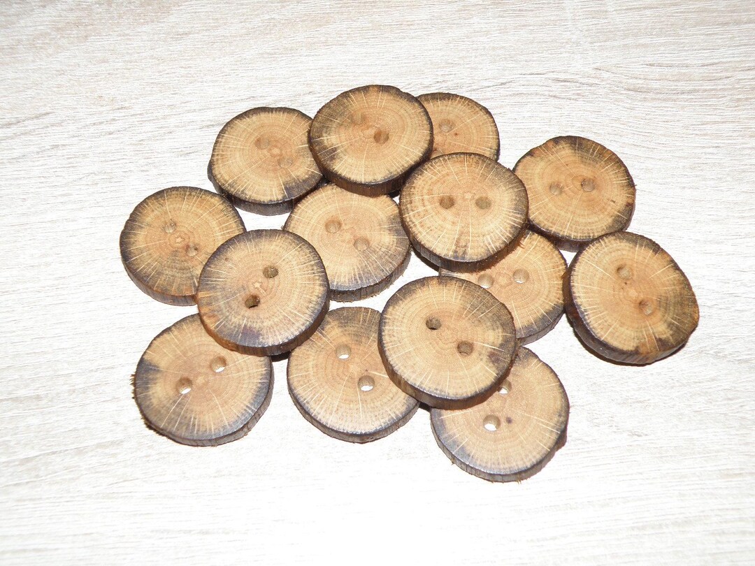 14 Handmade Oak Wood Tree Branch Buttons , Accessories (1,14" Diameter ...